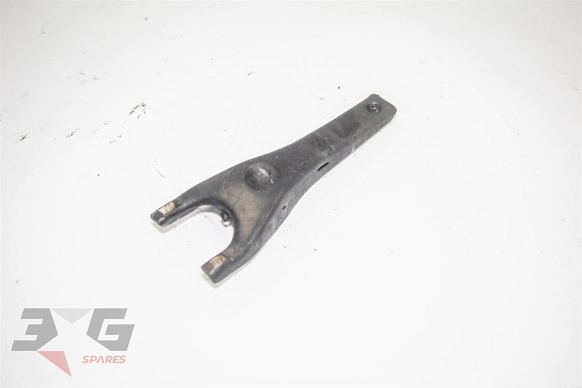 Shop 3GSpares Nissan Clutch Fork Spring 30531-01S00 30534-E9000 – 3G Spares