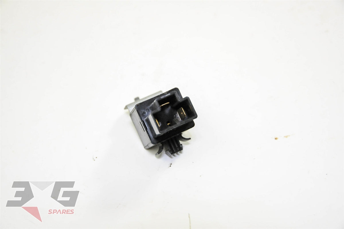 Shop 3GSpares Nissan Skyline R33 Flasher Unit 1993-1998 – 3G Spares